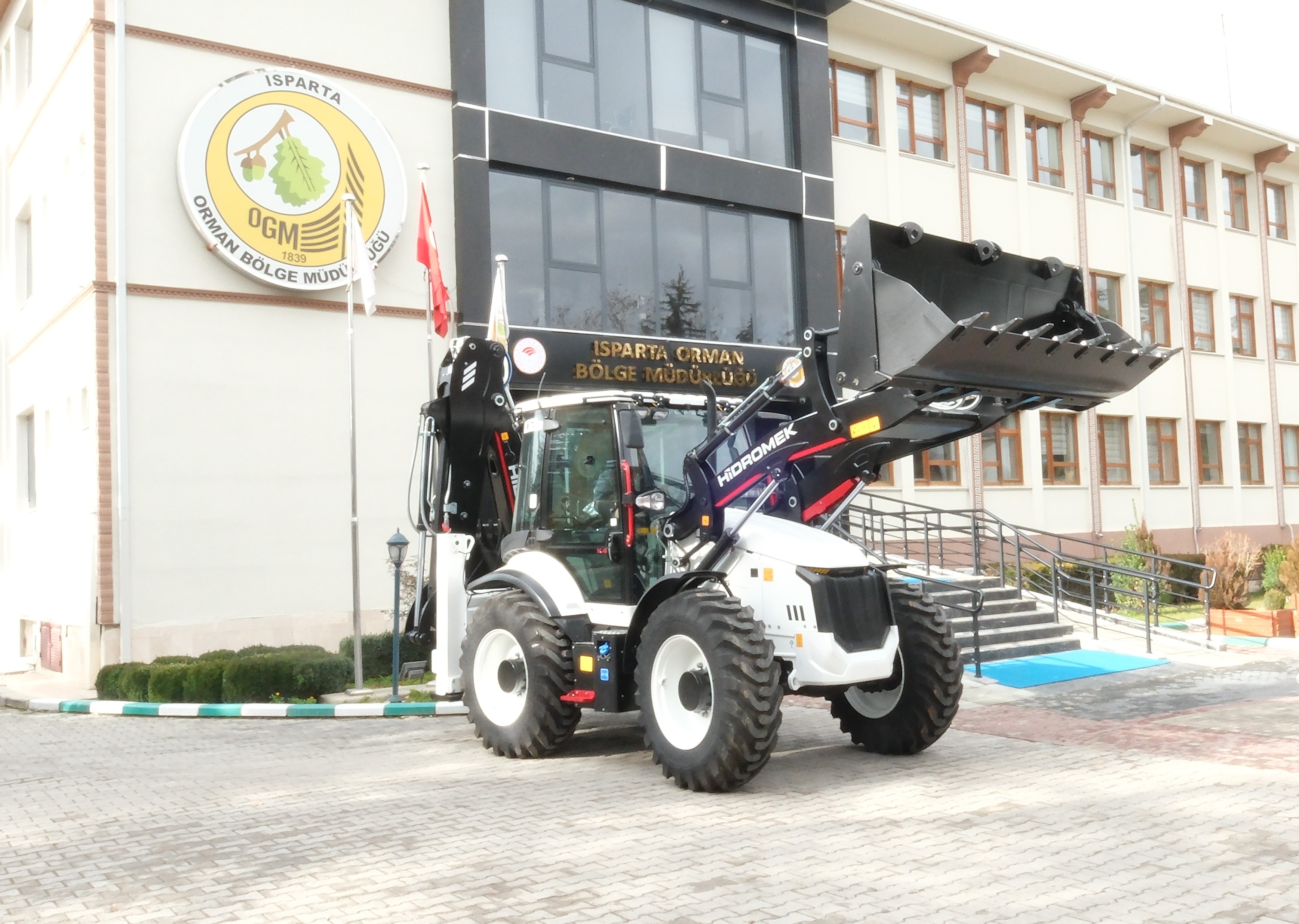 Haber Hidromek Marka Beko Loder Makina Parkımıza Kazandırıldı